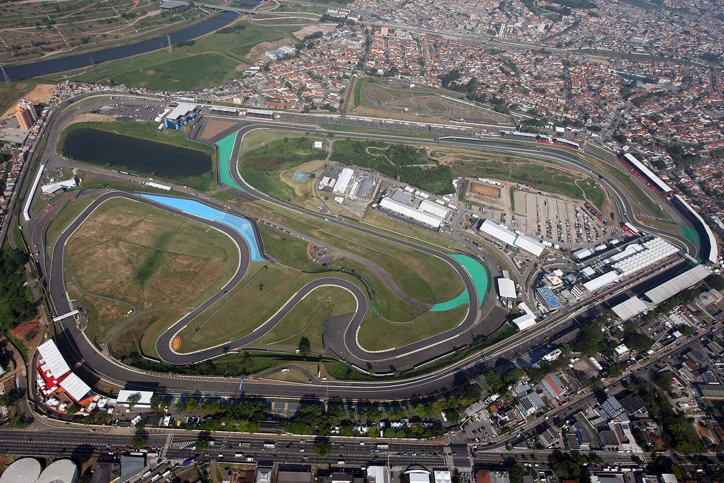 Autódromo de Interlagos completa 80 anos com futuro indefinido - Jornal ...