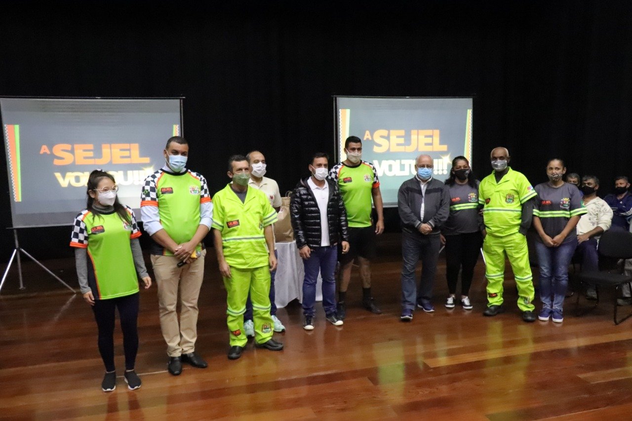 Sejel entrega novos uniformes para funcionários - Jornal Mais Notícias ...